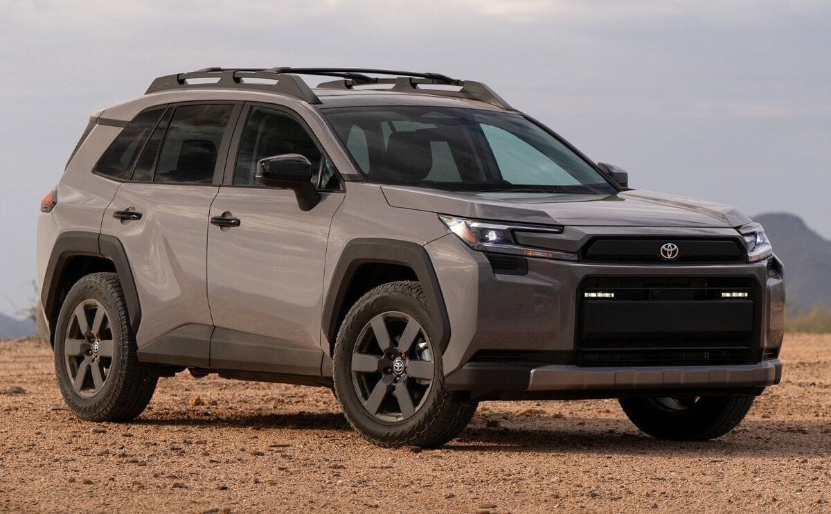 Деталі нового Toyota RAV4 2026: що варто знати про всі модифікації кросовера. Читайте на UKR.NET